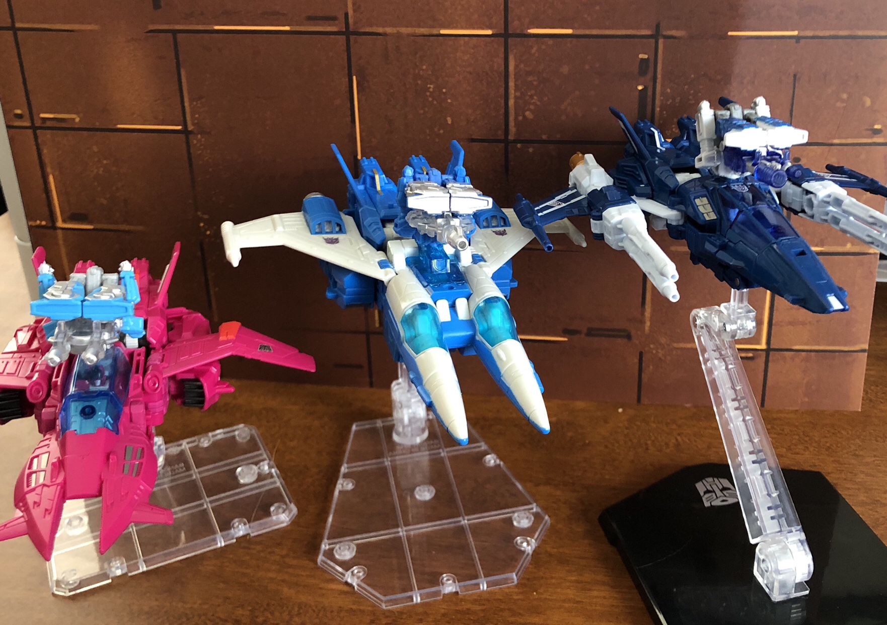 Takara Legends – Pax Cybertron